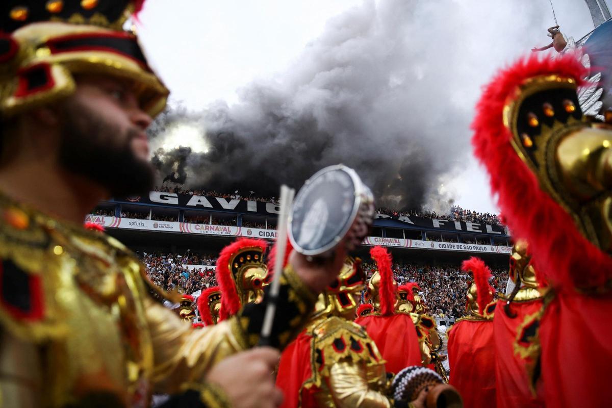El carnaval de Sao Paulo recupera el esplendor tras la pandemia | FOTOS