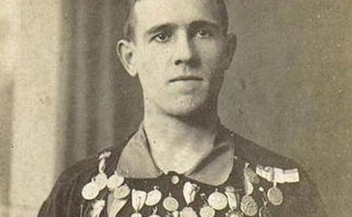 Un bilbaíno inventó la chilena de Cristiano