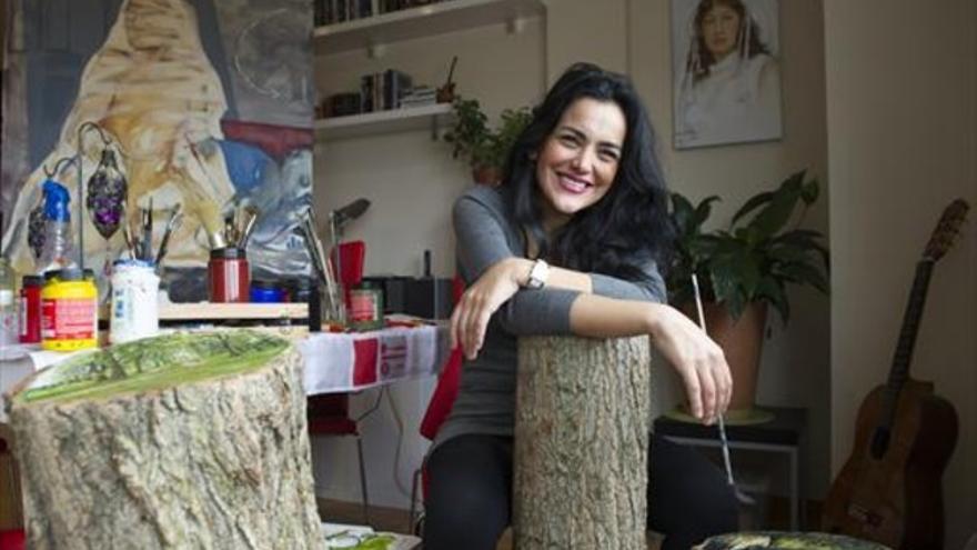 Azadeh Khajeh Nasiri: "Tuve que sacar de Irán mis cuadros"