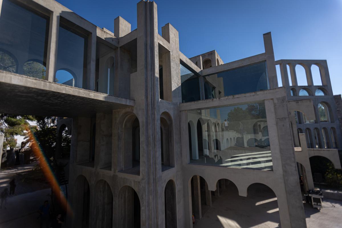 Visita al Espai Corberó, recién comprado por el ayuntamiento de ...