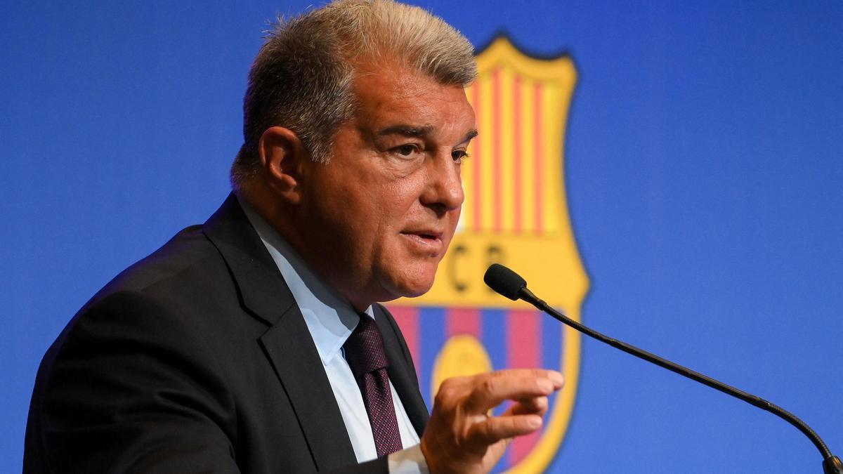 La mano tendida de Laporta a la UEFA, clave en el futuro del Barça en ...