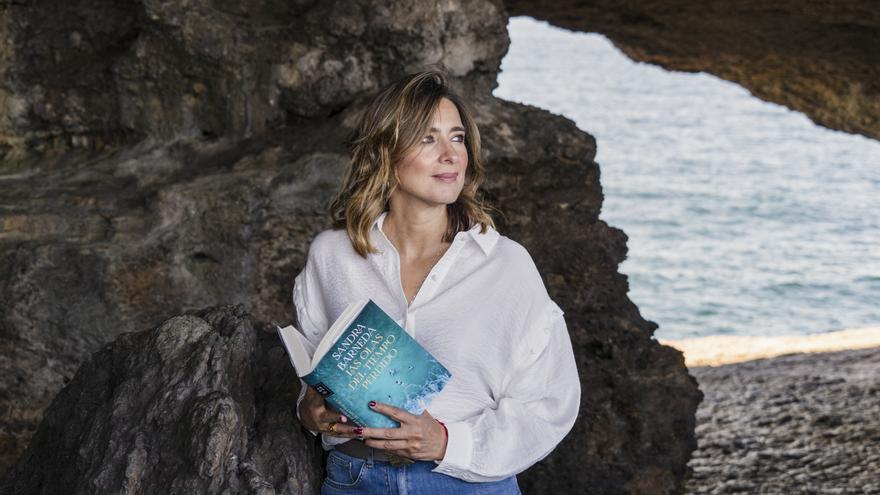 Sandra Barneda, autora de Las obras del tiempo perdido: "Necesito que en mis libros salgan ...