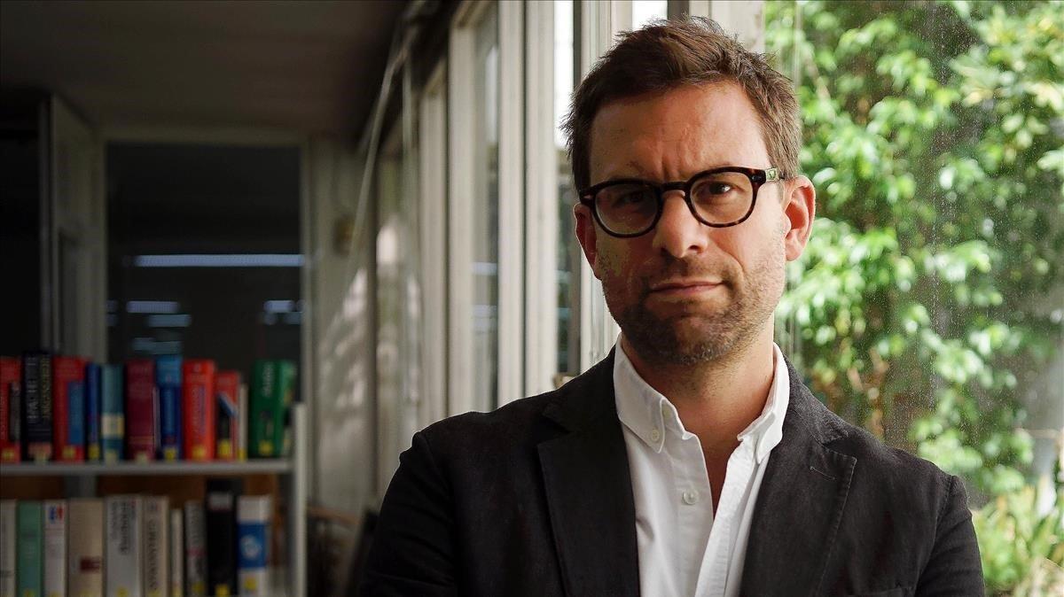 Nicolas Mathieu: "El tiempo va a matar todo lo que amamos"