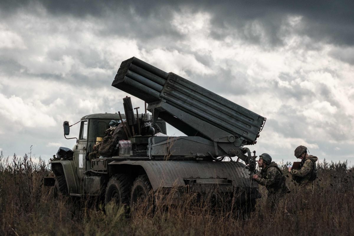 Ucrania ataca las líneas defensivas rusas en Járkov | FOTOS