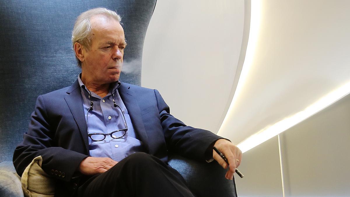 Muere Martin Amis, el escritor salvaje