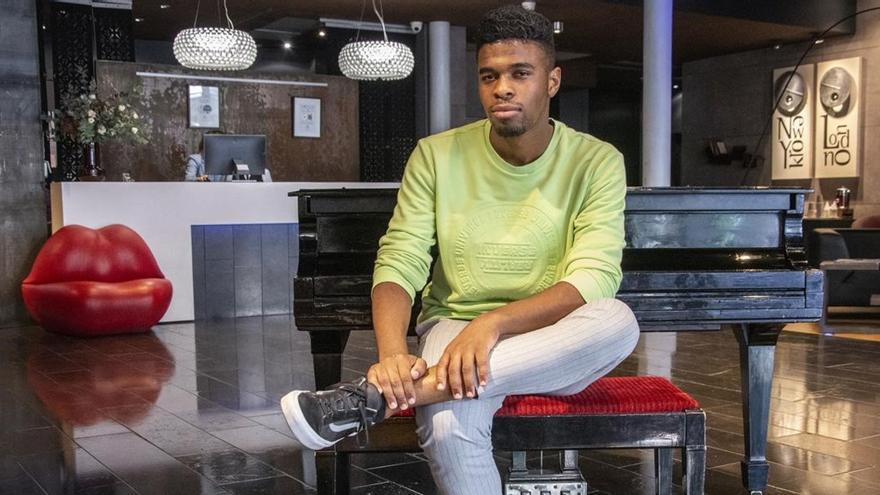 Famous: "'Bulla' es un homenaje a mis raíces africanas"