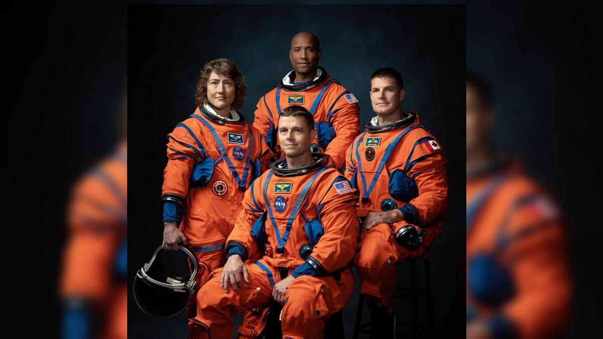 La NASA anuncia que per primera vegada una dona i un home negre aniran ...