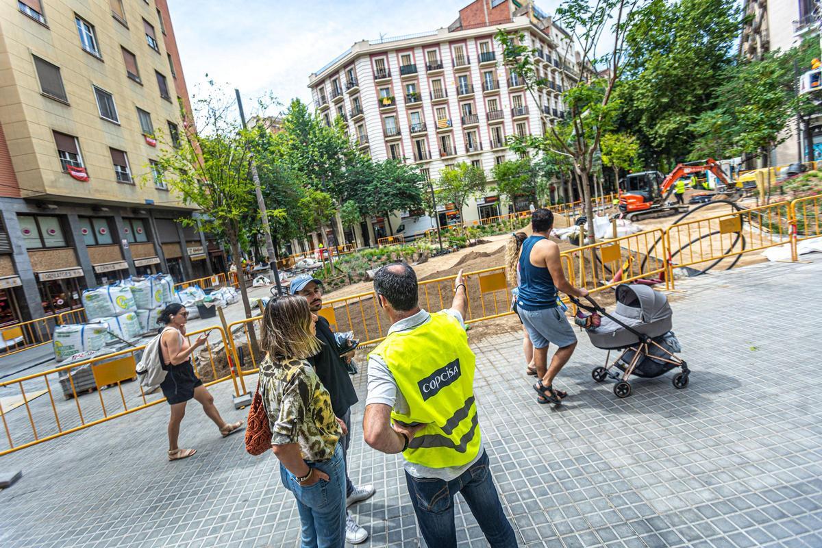 Escenas inesperadas de la Superilla del Eixample | FOTOS