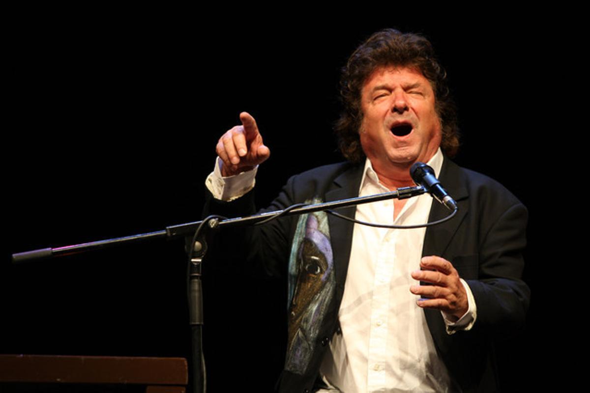 El cantaor Enrique Morente, ingresado en la uci