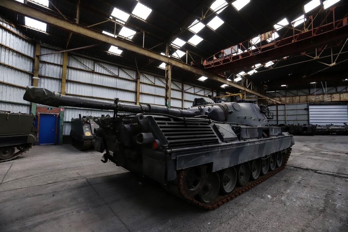 Tanques Leopard 1 en un hangar en Bélgica | FOTOS