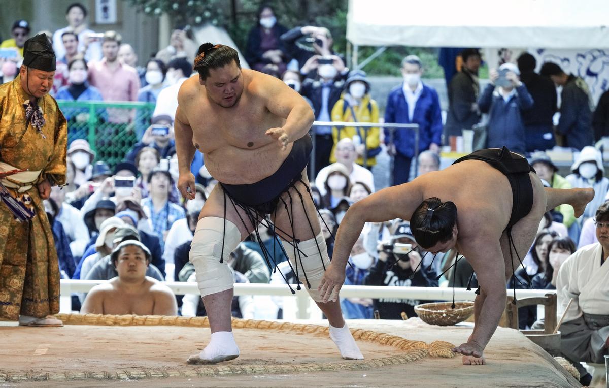 Torneo anual de sumo Honozumo en Tokio | FOTOS