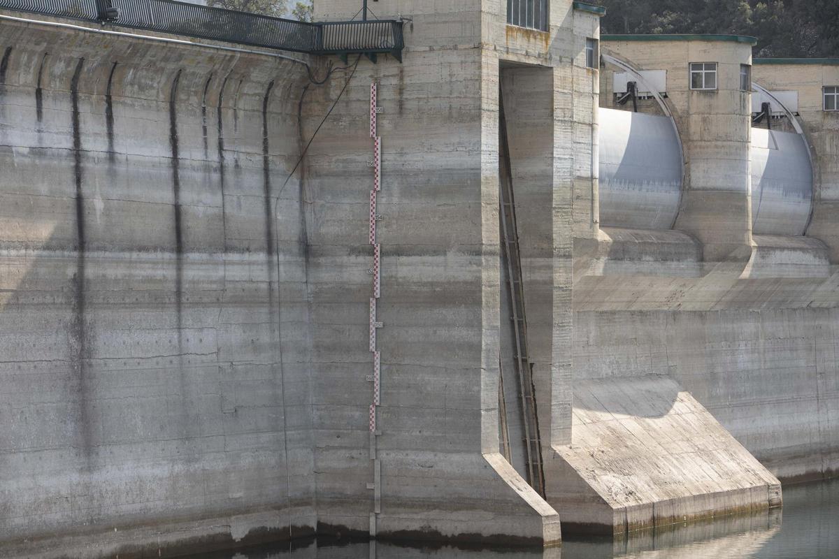 El embalse de Darnius Boadella y el río Muga bajo los efectos de la ...