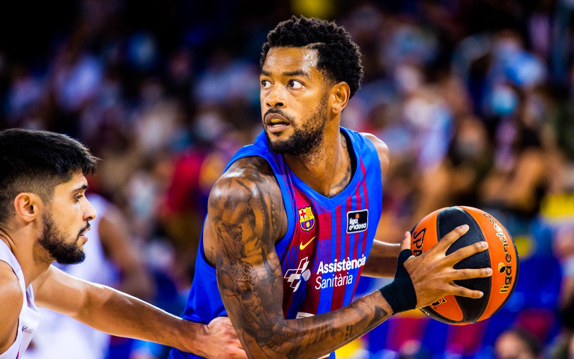 El Barça suda para tumbar al sorprendente Breogán