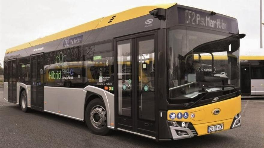 El AMB estrena 66 nuevos autobuses en Castelldefels, Gavà, Viladecans y ...