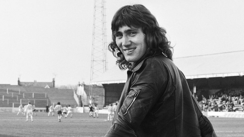 Robin Friday, el futbolista al que todo le importaba un carajo