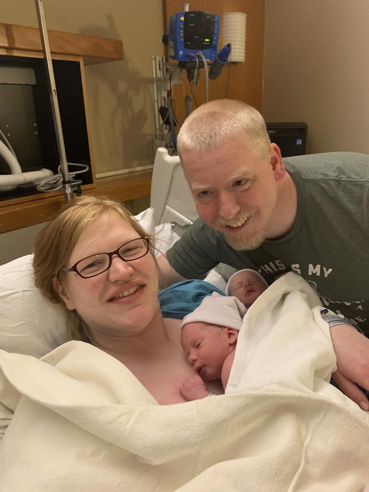 Nacen en Estados Unidos unos gemelos de embriones congelados hace 30 ...