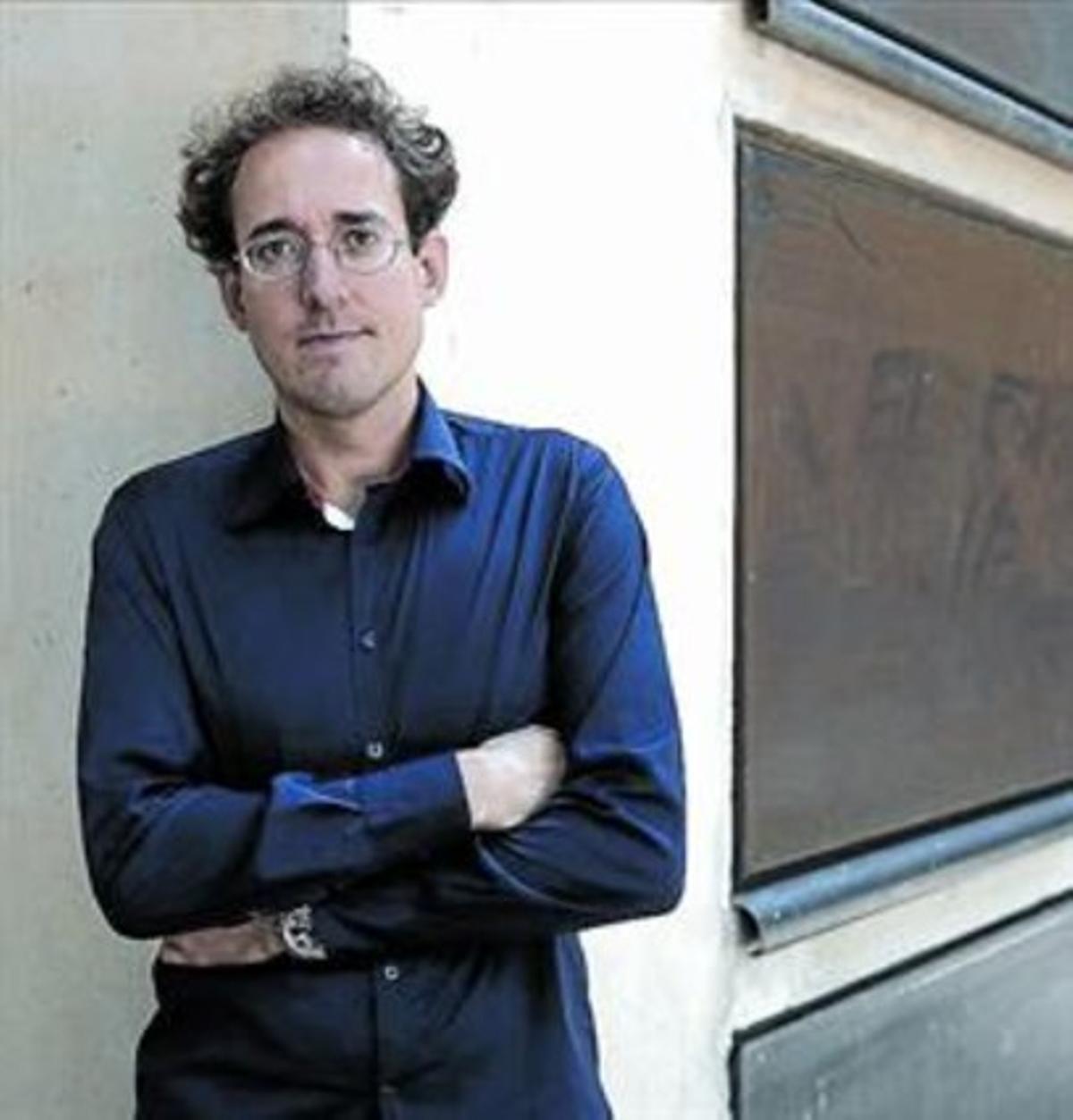 Pablo González firma por cinco años como titular de la OBC