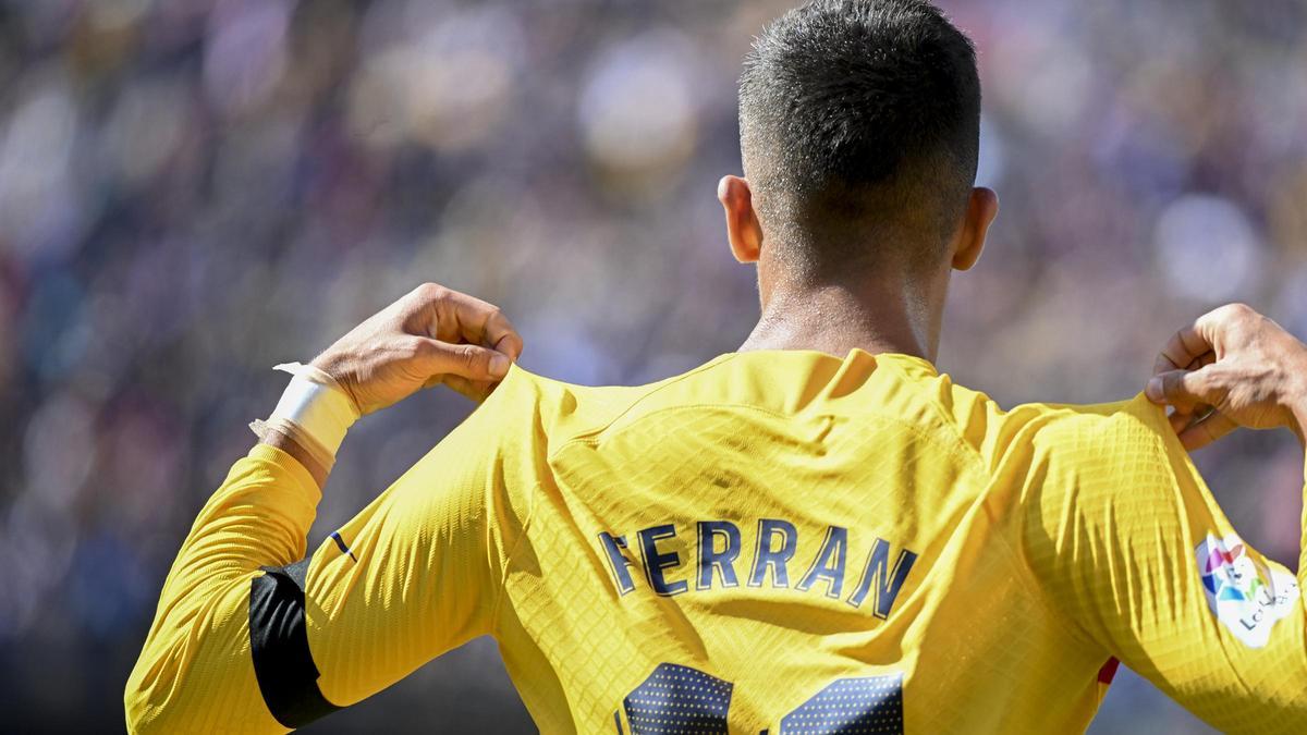 Un gol de Ferran Torres da el triunfo ante el Atlético/FOTOS