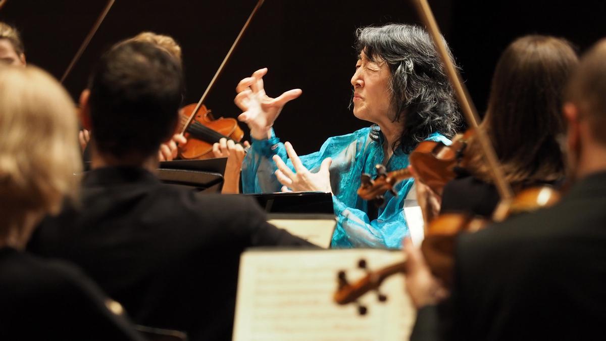 La Mahler Chamber Orchestra celebra 25 años en plena forma