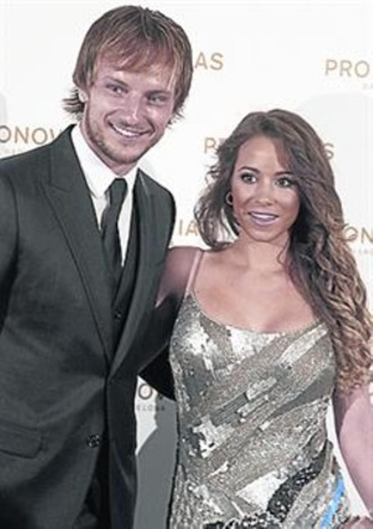 Rakitic se casará por la Iglesia