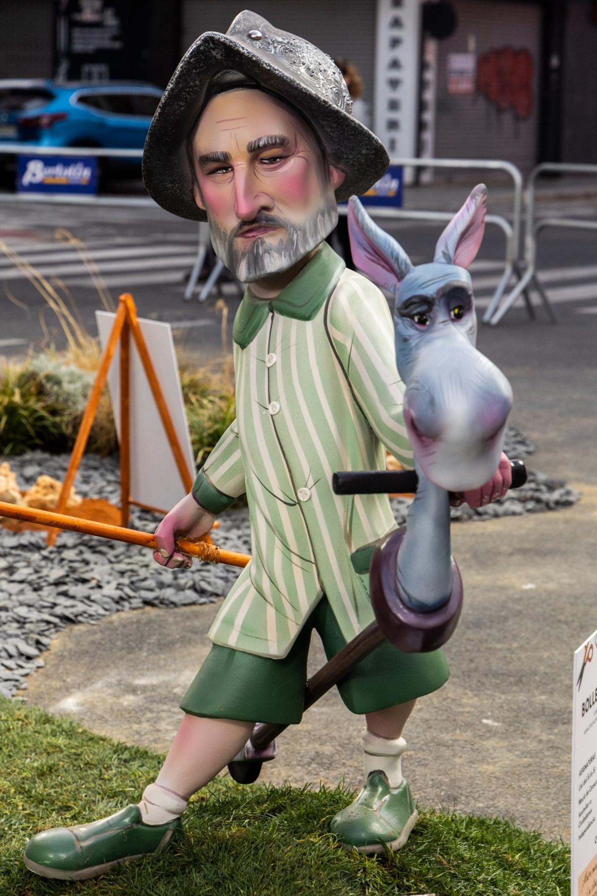 Selección de 'ninots' de la sección especial de las Fallas de Valencia ...