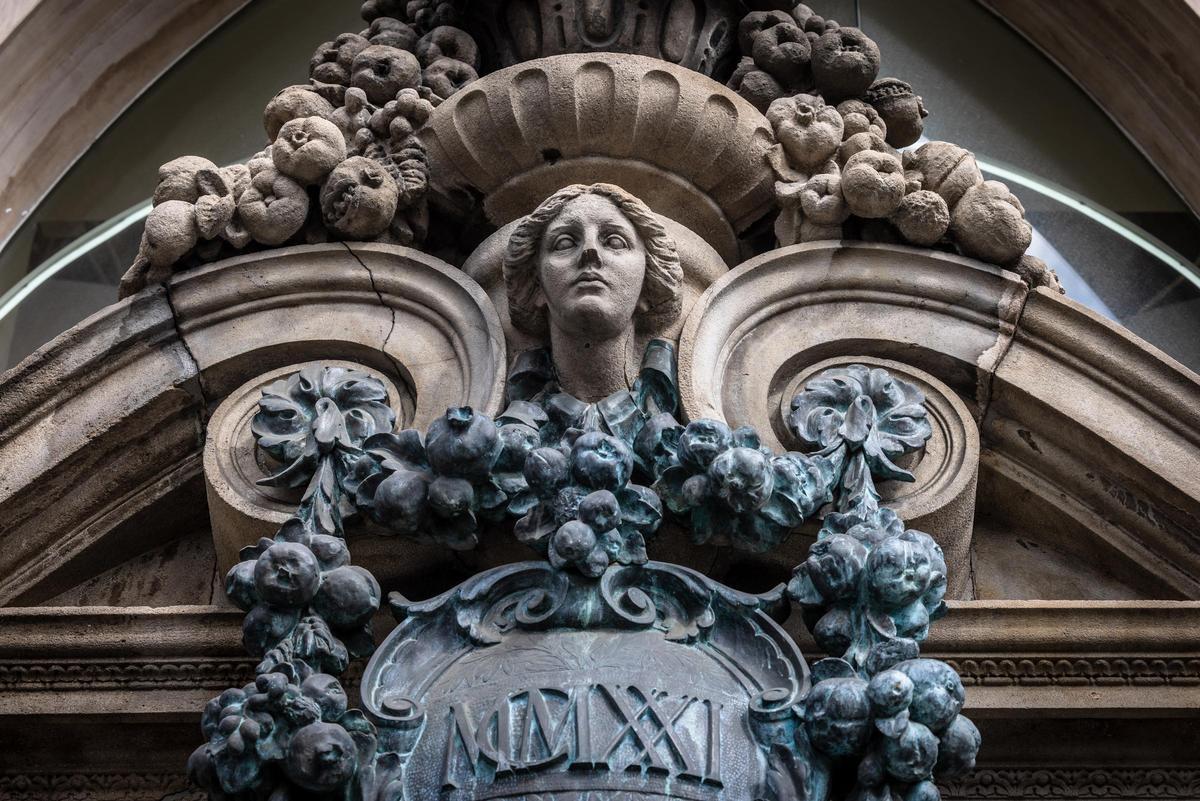 Visita a las obras de reforma de la casa Pich i Pon, en plaza de ...