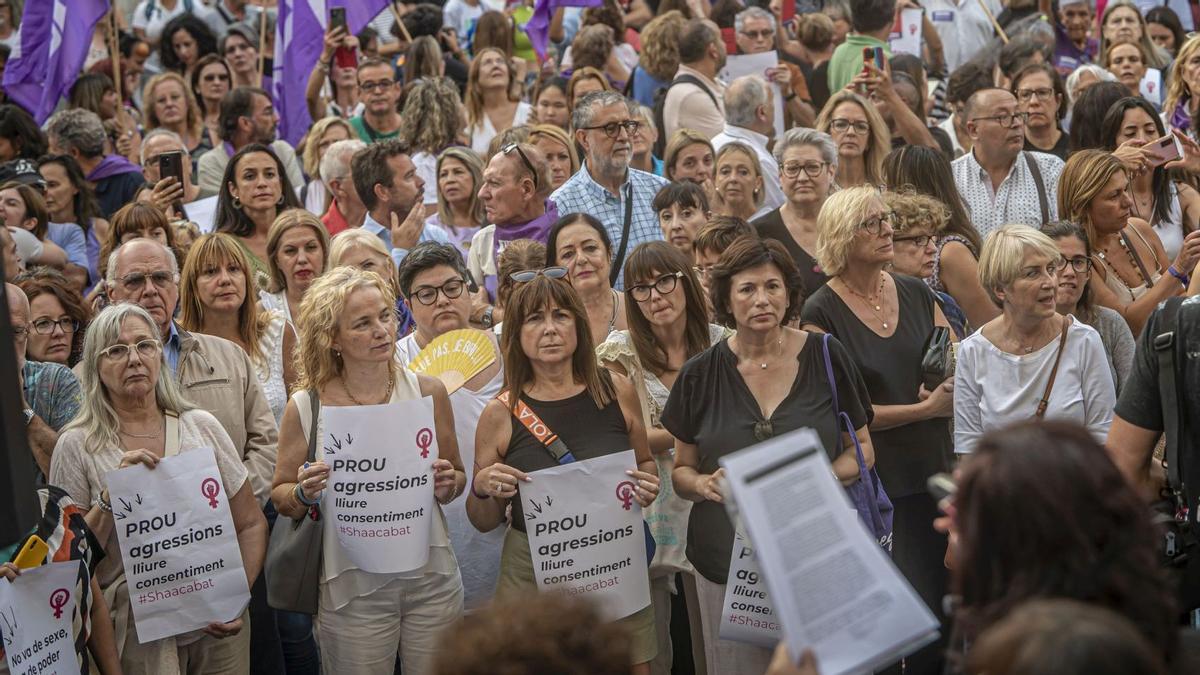 Barcelona le saca tarjeta roja a Rubiales | FOTOS
