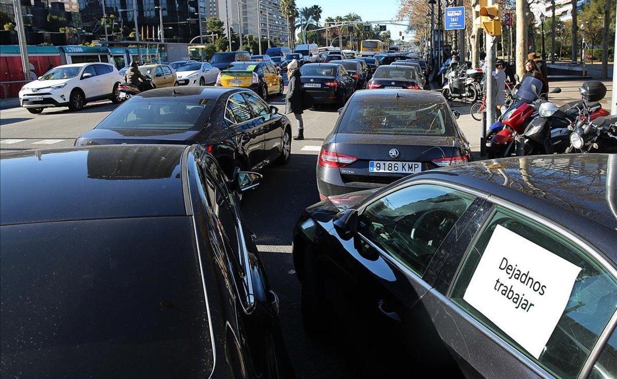 Competència assegura que la norma sobre VTC de l'AMB és restrictiva