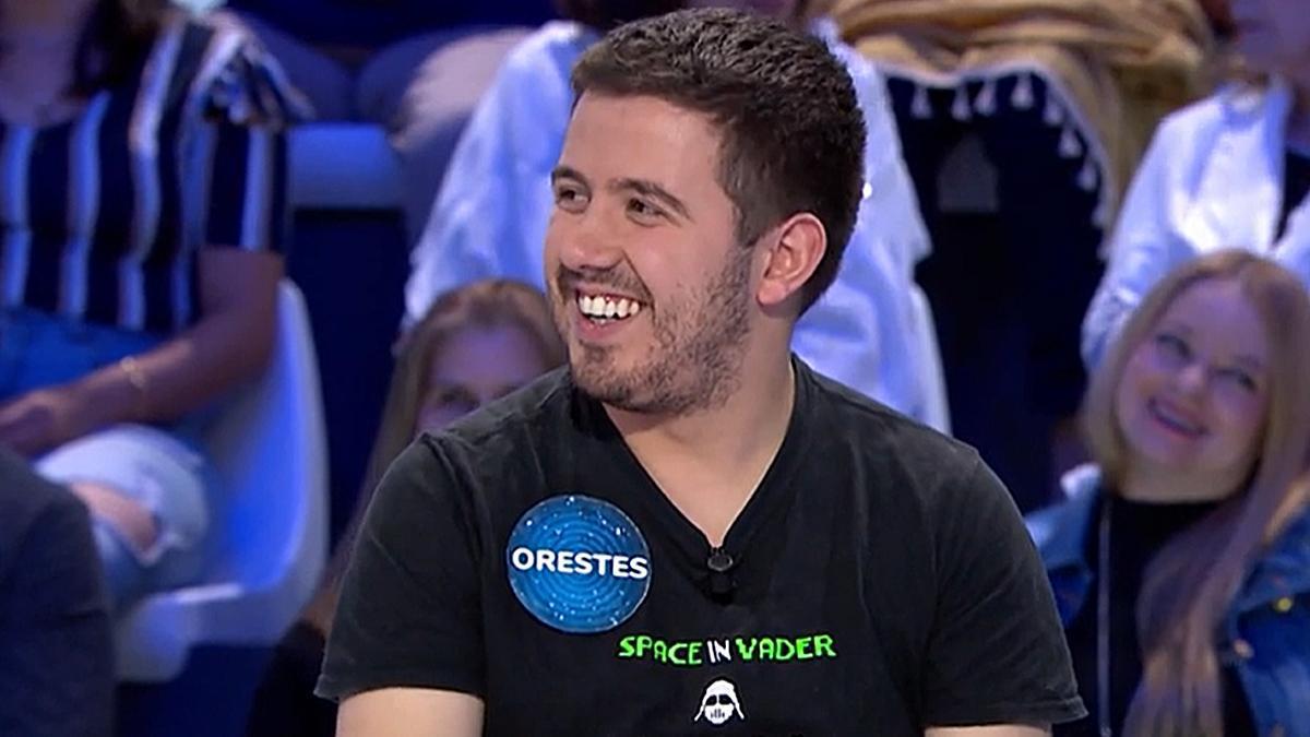 “Sillazo” azul para Orestes: Rafa se alza con la victoria en 'Pasapalabra'