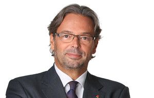 Los seres superiores, por Ernest Benach