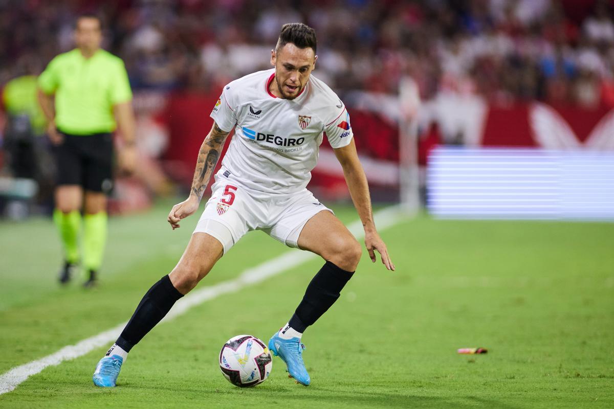 El Sevilla hace oficial la vuelta de Lucas Ocampos