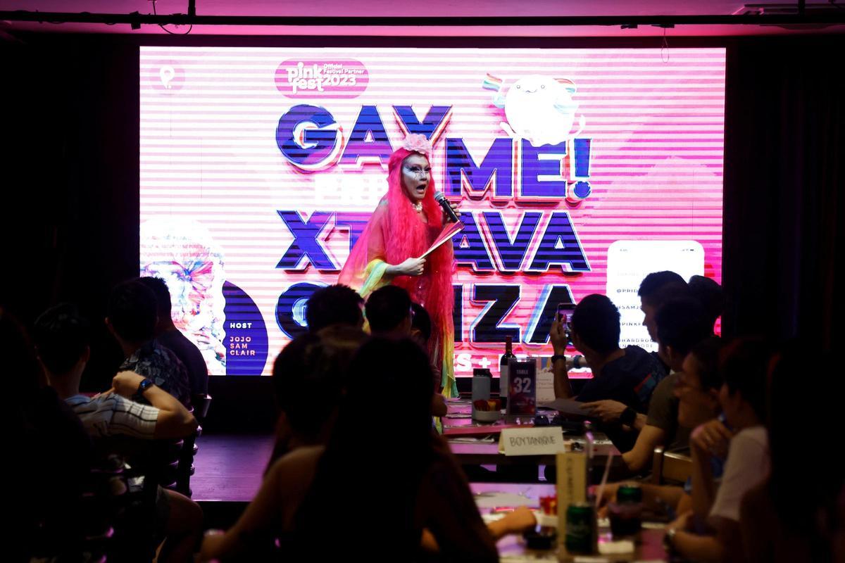 El artista drag Yeo Sam Jo actúa en Singapur | FOTOS